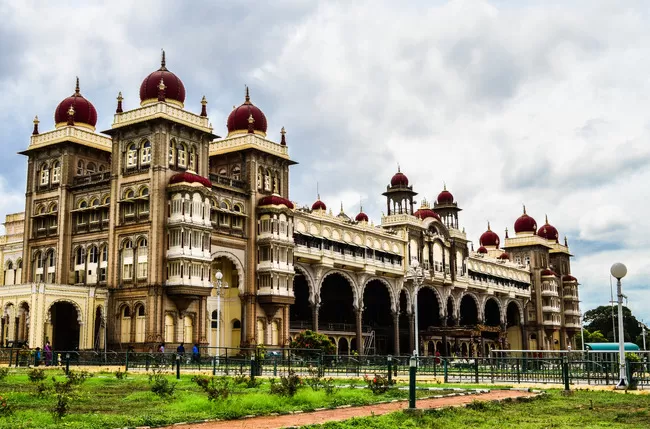 limestone building mysore