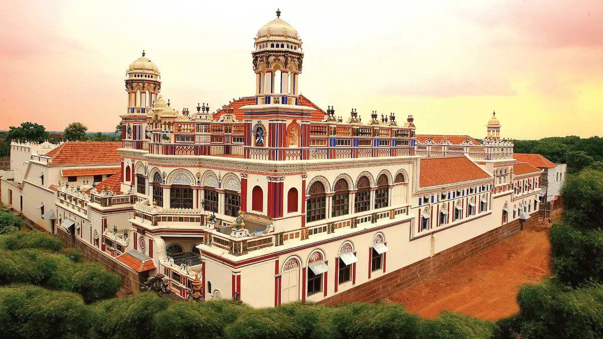 Chidambara Vilas Heritage Karaikudi Family Escape with Chettinad Culinary Experiences For 3 Days ...