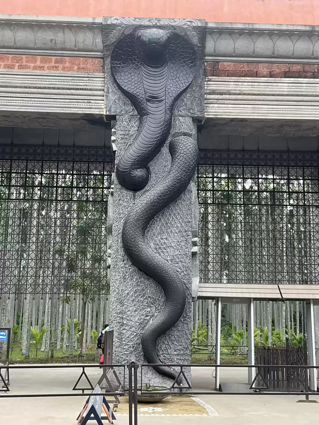 isha temple closing time