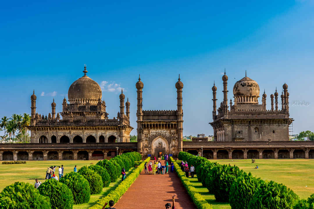 33 Places To Visit In Bijapur To Make The Most Of Your Trip | Tripoto