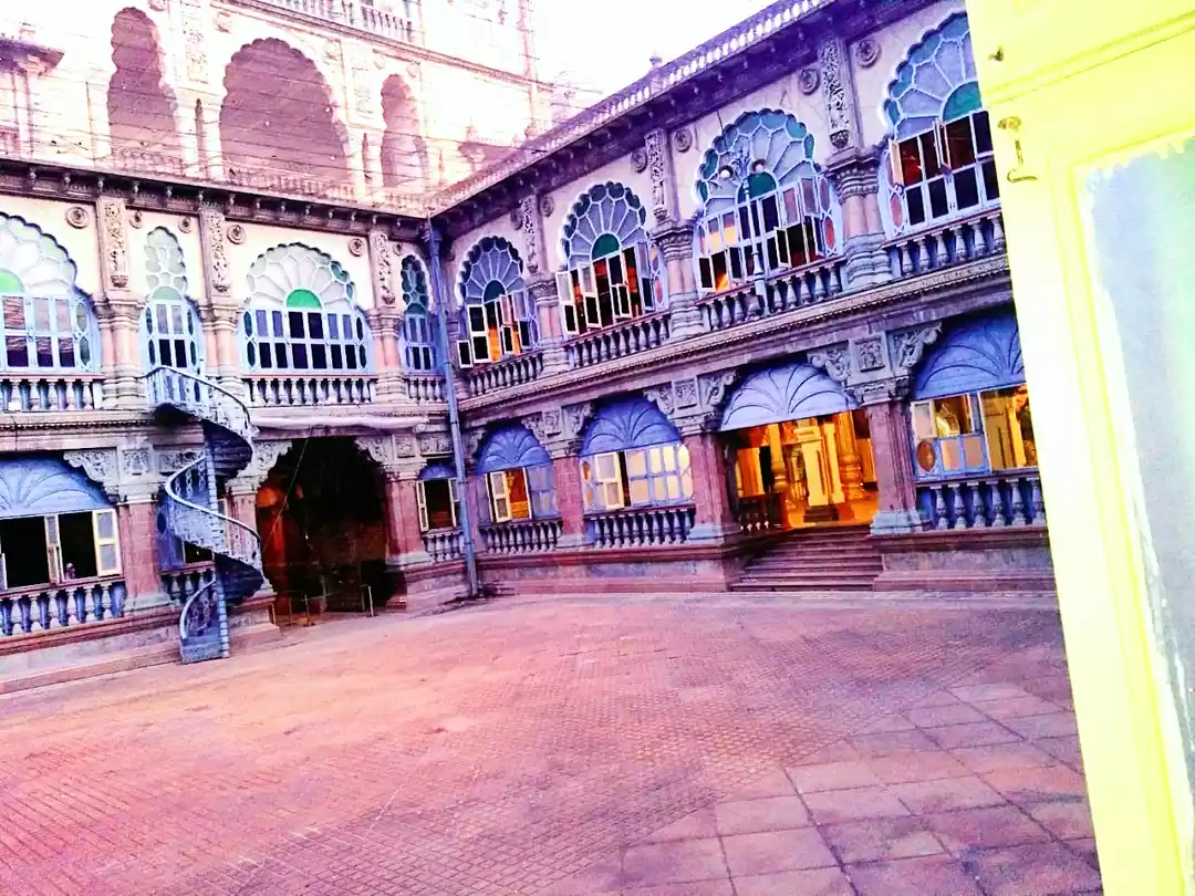 limestone building mysore
